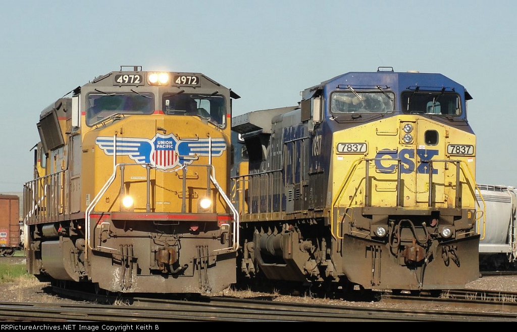 UP 4972 and CSX 7837